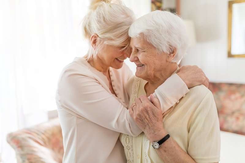 3 Ways Caregivers Can Help Seniors Manage Their Meds Caregiver 3-ways-caregivers-can-help-seniors-manage-their-meds-caregiver